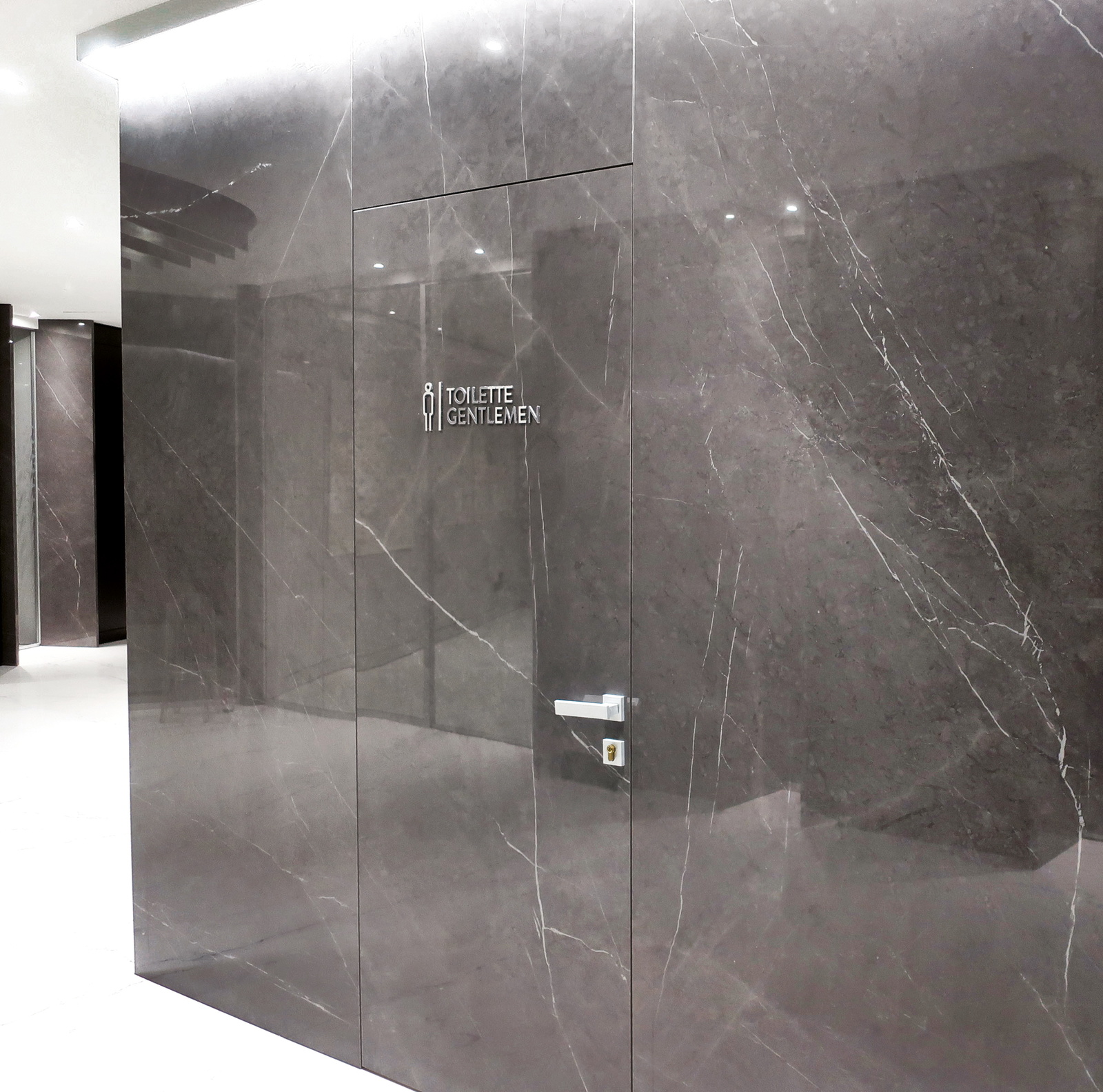 gallery Inspiration Cut-to-size & Flooring Doors