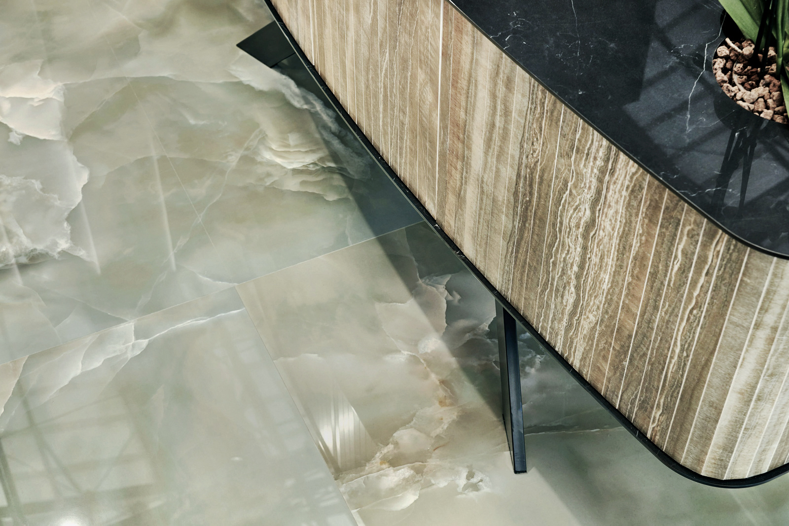 Persian Green - Polished is a coloured Italian porcelain tile.