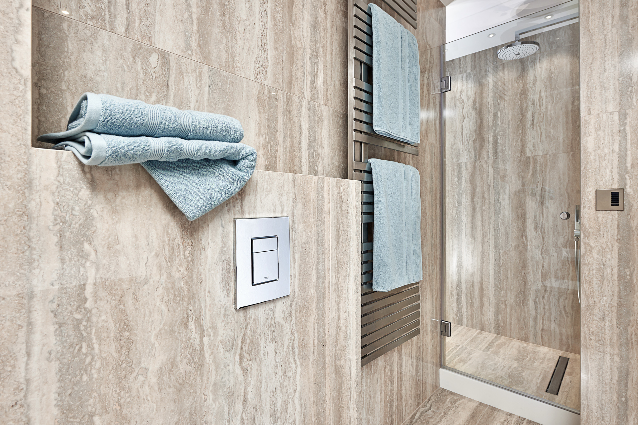 Introducing Stone Sense. A new marble-effect porcelain tile from Italy.