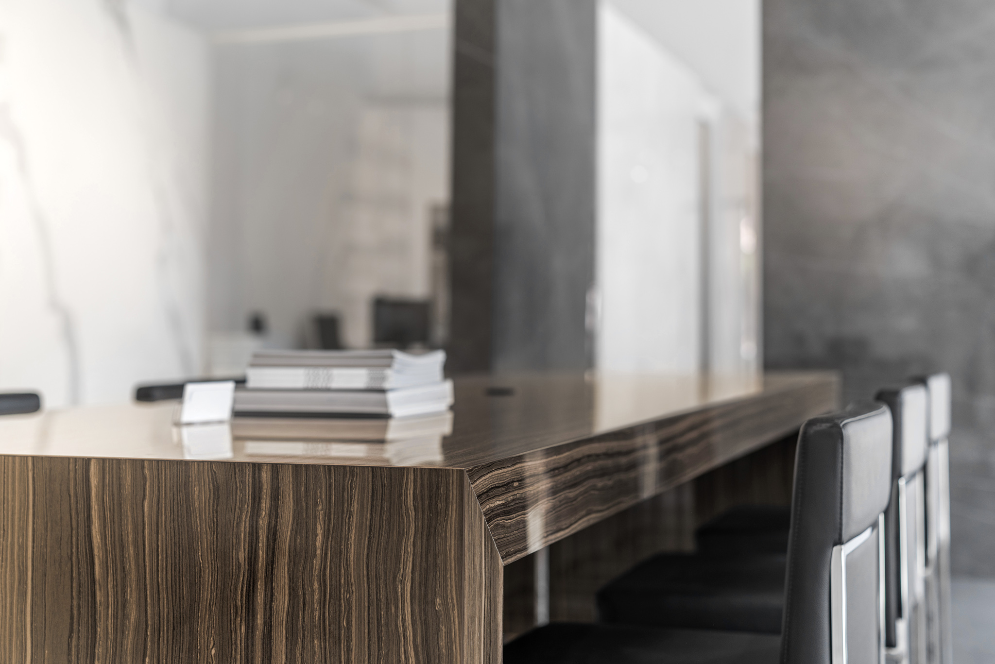 Introducing Royal Stone. A new marble-effect porcelain tile from Italy.