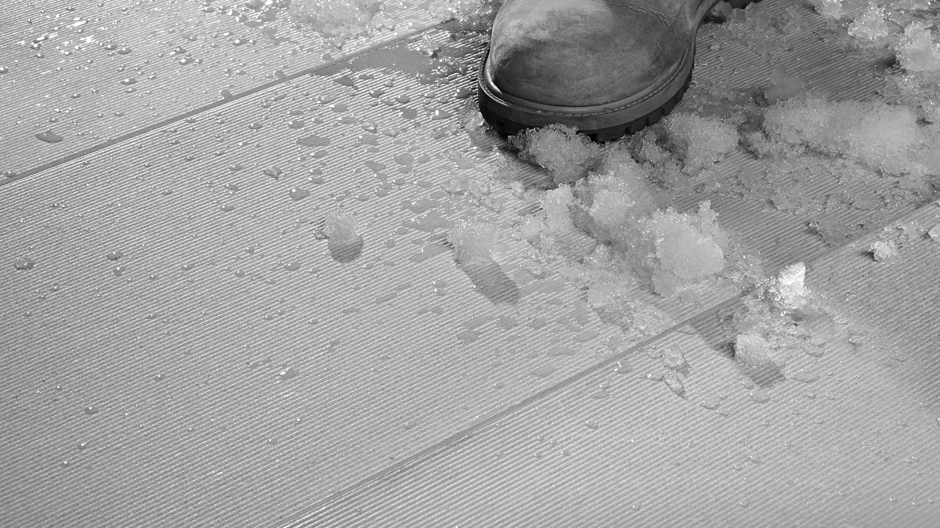 Tile surface and finish - Porcelain Tiles